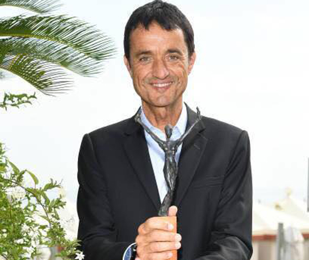 Il regista Giulio Base presenta a Torino "Il banchiere anarchico ...